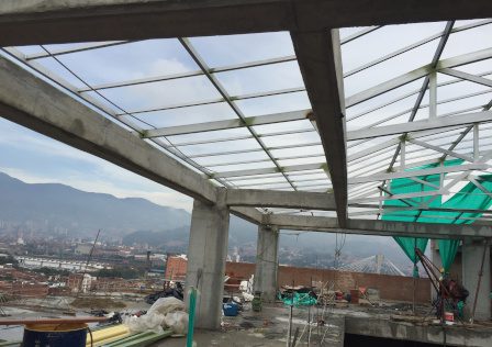 Construcción de estructuras metálicas en Medellín. Constructora ECCO